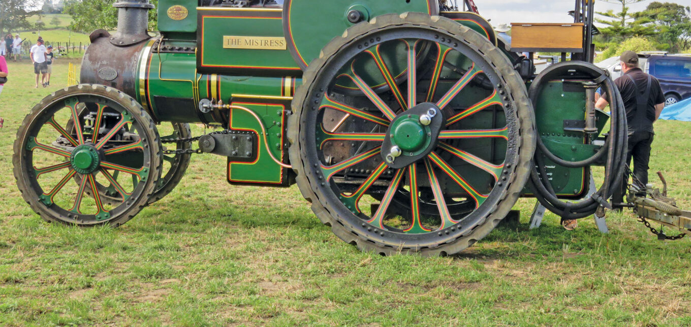 Farm Collector - Dedicated to the Preservation of Vintage Farm Equipment